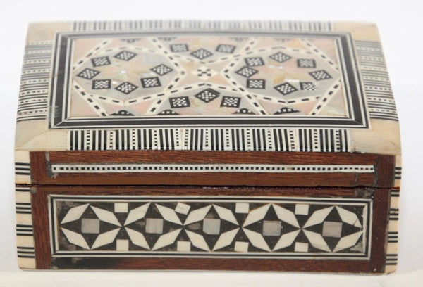 Middle Eastern Mosaic Moorish Mother of Pearl Inlaid Trinket Box - E-mosaik