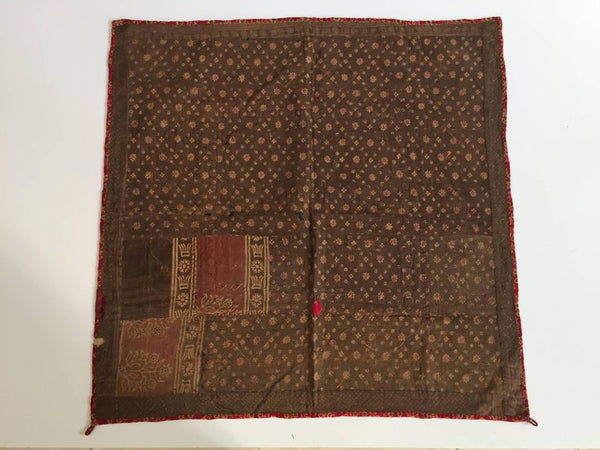 Embroidered Ceremonial Chakla Cloth Hanging Textile - E-mosaik