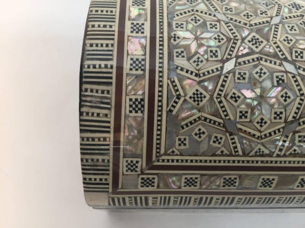 Handcrafted Middle Eastern Syrian Mother-of-Pearl Jewelry Box - E-mosaik
